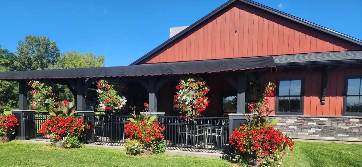 Track 32 Italian Pub | Restaurant/Bar | Feura Bush, Selkirk, Glenmont ...