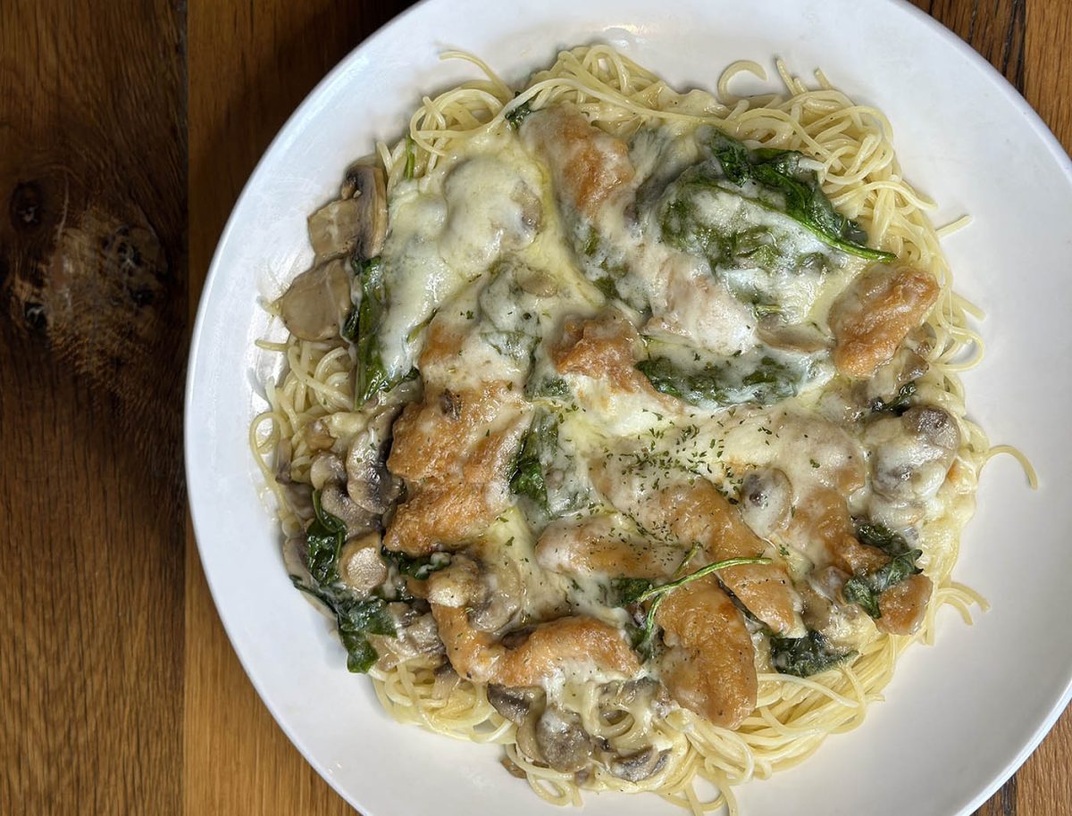 Track 32 Italian Pub | Restaurant/Bar | Feura Bush, Selkirk, Glenmont ...